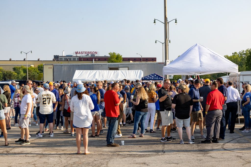 Annual Brewers Tailgate Party - Wisconsin Motor Carriers Association